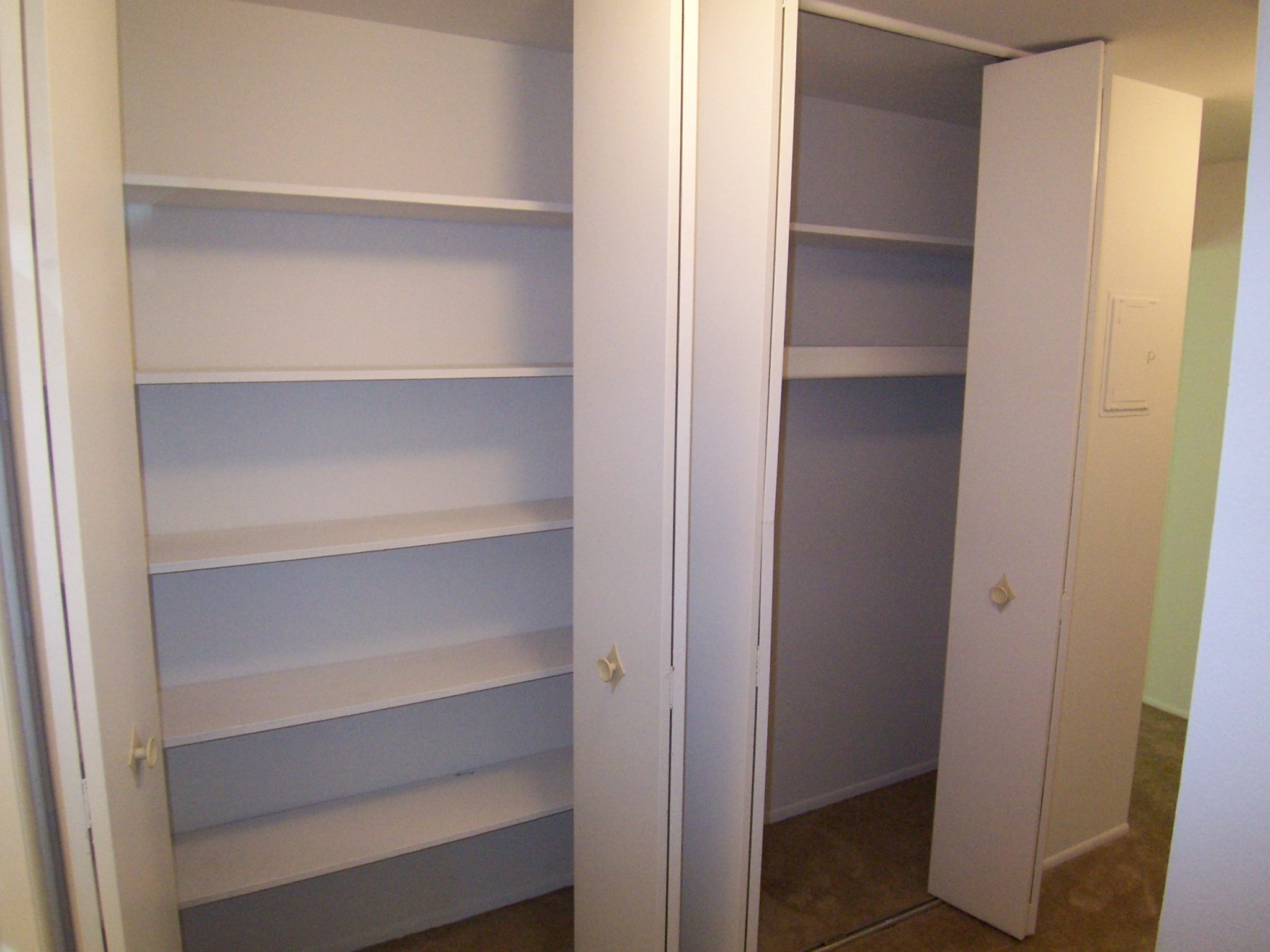 Gallery – BROOKSIDE APARTMENTS